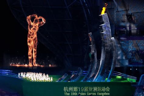浪漫闭幕！杭州亚运会6个温暖瞬间数字中国火炬