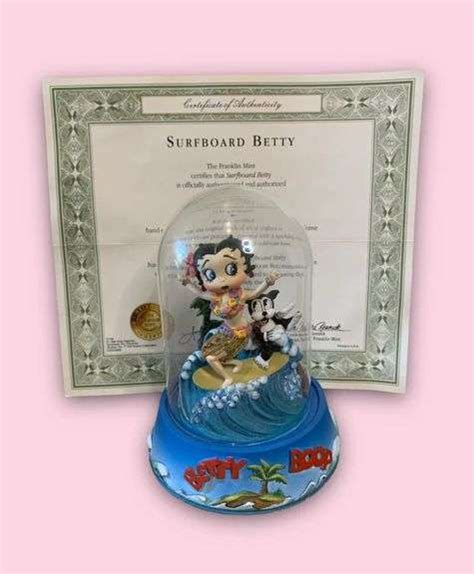 Betty Boop Limited Edition Surfboard Betty Aloha Hula Hand Paint