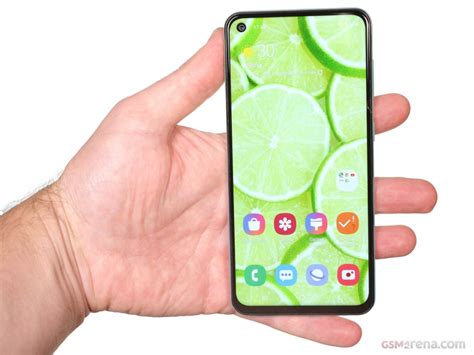 Samsung Galaxy A60 pictures, official photos