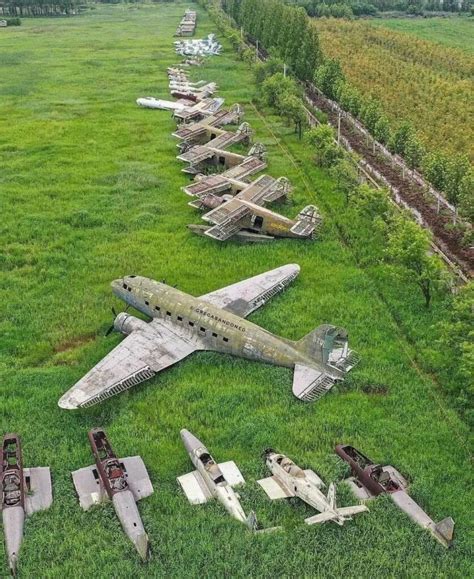 Amazing Abandoned Places 17 Pics