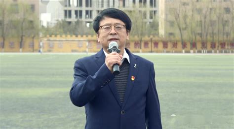 “做最勇敢的人”——嘉峪关市一中2020春季开学典礼 搜狐大视野 搜狐新闻