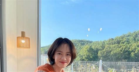 송지효 나이 42세 맞아 청순러블리 매력 발산 인스타