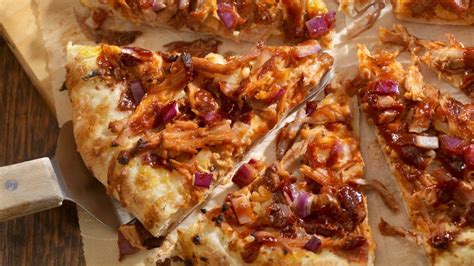 Pizza Hut Chicken Pizza