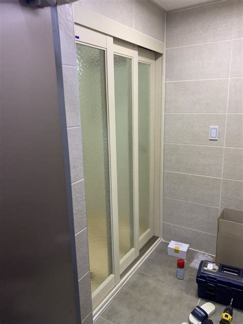 고장난 슬라이딩도어미닫이문 뻑뻑함 처짐 바닥끌림 원인 및 수리 방법 부산 수영구해운대기장정관 네이버 블로그