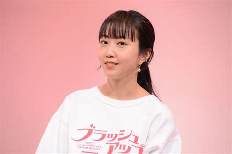 安藤サクラ、夏帆、木南晴夏の笑顔！ドラマ「ブラッシュアップライフ」制作発表会見：フォトギャラリー｜シネマトゥデイ