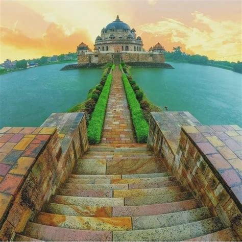‎محمد سرتاج‎ Taj Sasaram Threads Say More