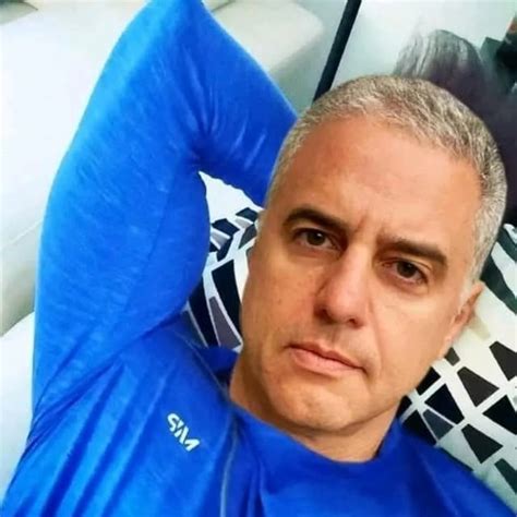 Dave Badger570926 • Threads Say More