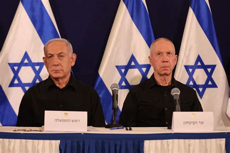 Netanyahu Fires Israels Defense Minister