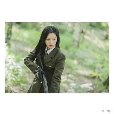 드라마 눈물의 여왕 김지원 소소한 재벌 사냥 패션 하나보 자켓 옷 가격은 네이버 블로그