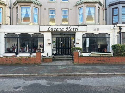 Bed And Breakfast Accommodation In Blackpool From 41 Hometogo