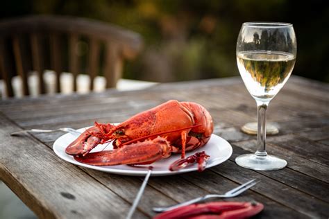 Best Wine Pairing With Lobster | Food For Net