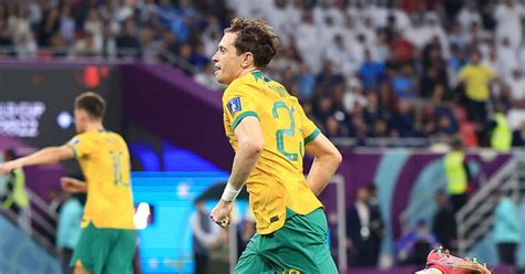 아직 포기하기 이르다호주 굿윈의 환상적인 만회골 아르헨티나 Vs 호주