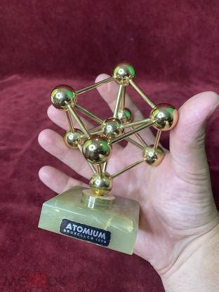 С 1 РУБЛЯ АУКЦИОН НАСТОЛЬНАЯ СТАТУЭТКА ФИГУРКА АТОМ АТОМИУМ БРЮССЕЛЬ ...