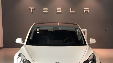 Tesla Is Offering Competitive Pay Rates Of 18 To 48 Per Hour For EV
