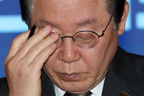 李在明，终于放弃‘25万光头了……