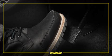 How to Tell if Your Brake Fluid is Low | Meineke
