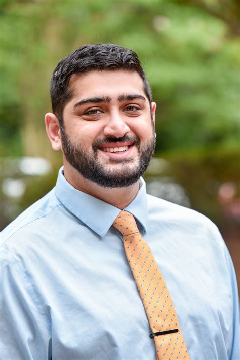 Munaza Sheikhs Instagram Twitter And Facebook On Idcrawl