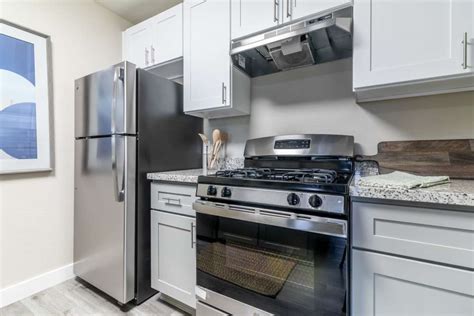 Photos Of Gateway Apartments In San Leandro Ca