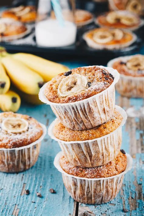 Banana And Rolled Oat Muffins Recipe With Nutrition Facts