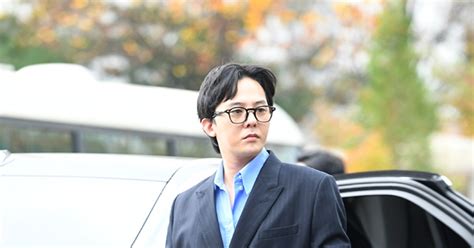[st포토] 마약 투약혐의 지드래곤 경찰서 출석