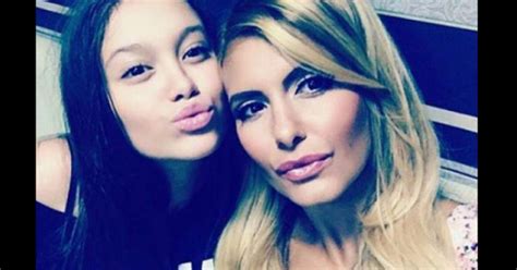 Дъщерята на Анелия вече е с повече корекции от майка си сравних устните й с тези на Мария