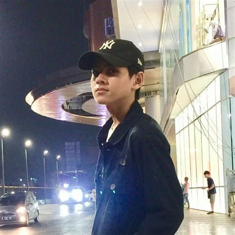 Pin Di Yang Saya Simpan