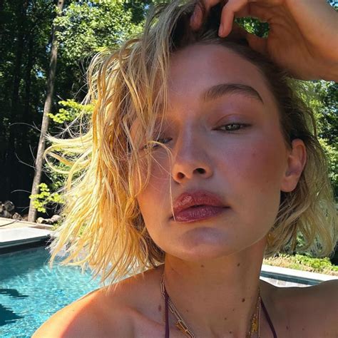 Gigi Hadids Exact 10 Liquid Blushes And Bronzer She Wore In New