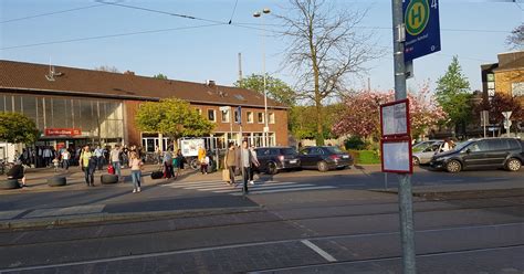 Linke fordern verkehrssichere Überwege für Bus und Straßenbahn Dinslaken