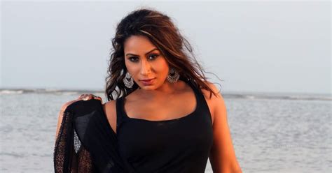 Milky Hot Thighs Legs Of Indian Celebs Kamalika Chanda Miss Teacher