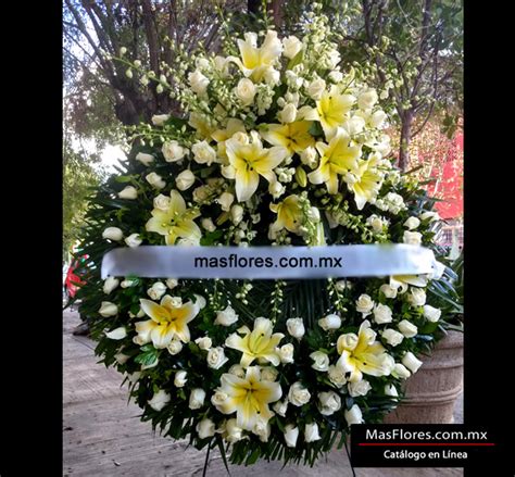 A08 Tripie De 150 Rosas Y Concador Florería En Monterrey