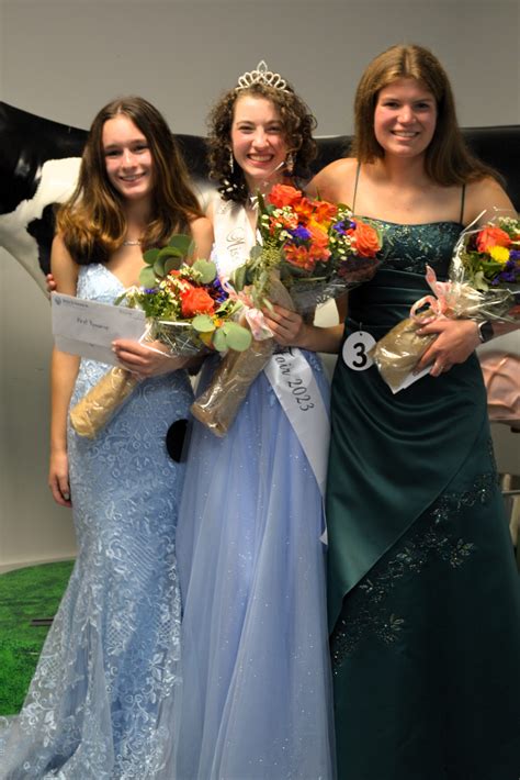 Deerfield Fair Deerfield New Hampshire Scholarship Pageant