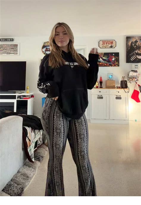 Carley 🎂 Carleycakeee S Video Of Cake Tiktok