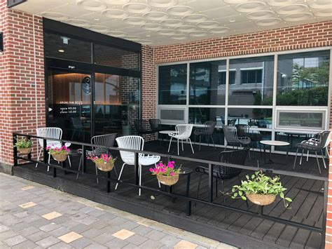 광주서구노인종합복지관 시니어카페e 음☕ 소식 1 우리 카페에도 테라스가 생겼어요😆 👉이제는