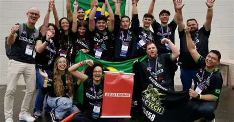 Estudantes Brasileiros Vencem Maior Torneio De Robótica Do Mundo