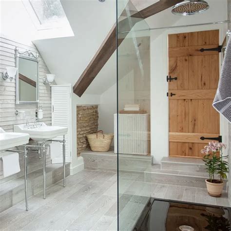 Small Open Plan Bedroom Ensuite 352 The Good Property Company