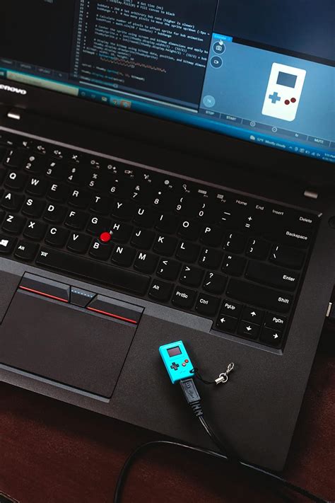 TinyCircuits Thumby paquete de 4 más 2 cables de conexión consola de