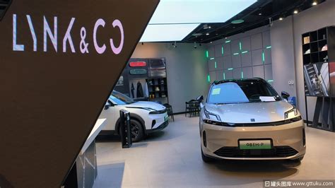 LYNK CO 领克 汽车品牌 领克08EM P 领克4S店 罐头图库