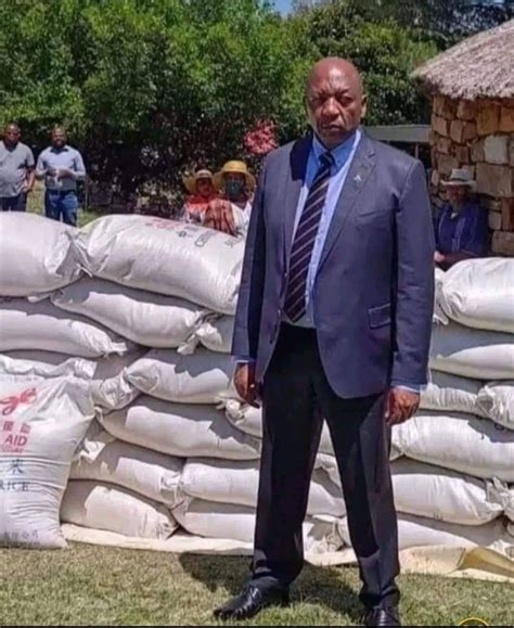 Thebe Feela Na Kannete Senepe Se Ne Se Hlokahala Ha Se Re Buoa Nete Tonakholo A Tlo Tla