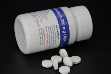 Ciprofloxacin Hydrochloride Film Coated Tablets500mg China
