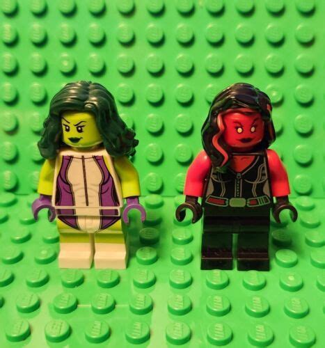 Lego She Hulk And Red She Hulk Minifigure From Set 76078 Authentic Marvel