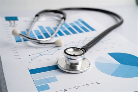 차트 및 그래프 논문 금융 계정 통계 투자 분석 연구 데이터 경제 및 비즈니스 회사 개념에 대한 청진기 0명에 대한 스톡 사진 및 기타 이미지 Istock