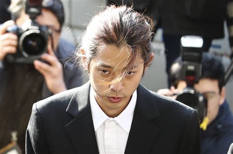 Police Question Two K Pop Stars Over Sex Scandal