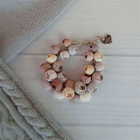 Если вы не любите яркие и броские цвета этот браслетик Ванильный капучино для вас ☕Осенний