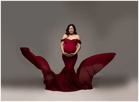 Unique Maternity Photos Amanda And Adam