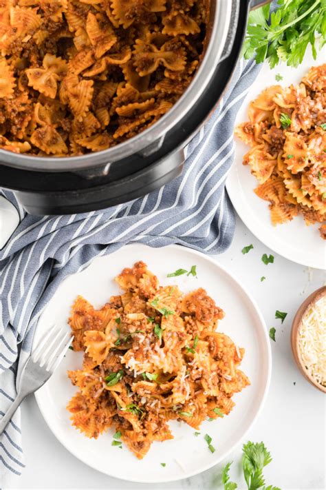 Instant Pot Ground Beef Pasta • Bread Booze Bacon
