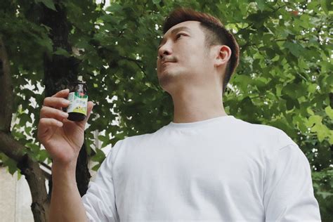 我是崴爺 之前，文章裡寫過一句「有保養老樣子，沒保養樣子老。」得到許多朋友的回響。