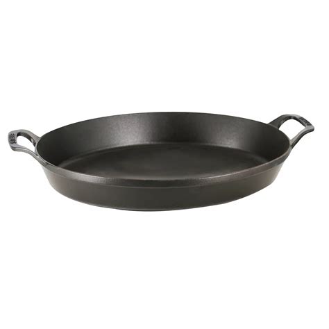 Staub Oval Baker 4 Qt Sur La Table