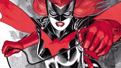 We Finally Know How The Cws Batwoman Will Look Like Lens