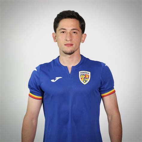 Novas Camisas Da Seleção Da Romênia 2023 Joma Mdf