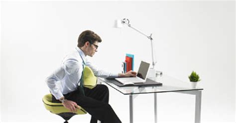 오래 앉아 있으면 암 디스크가 더 위험